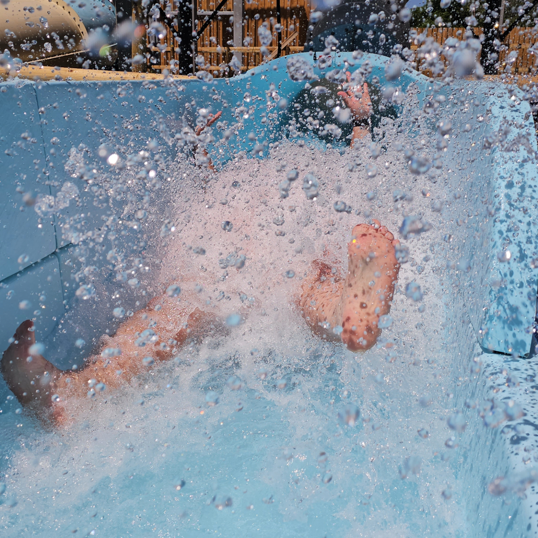 Heated Outdoor Pool and Flumes | Our Facilities | Clawford Lakes